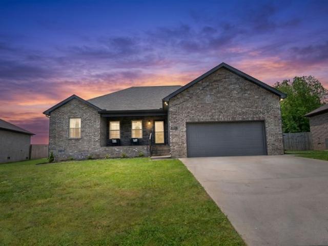 108 Smithfield Dr, Shelbyville, TN 37160
