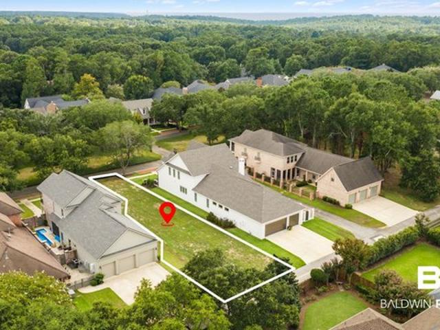 108 Savannah Sq, Fairhope, AL 36532
