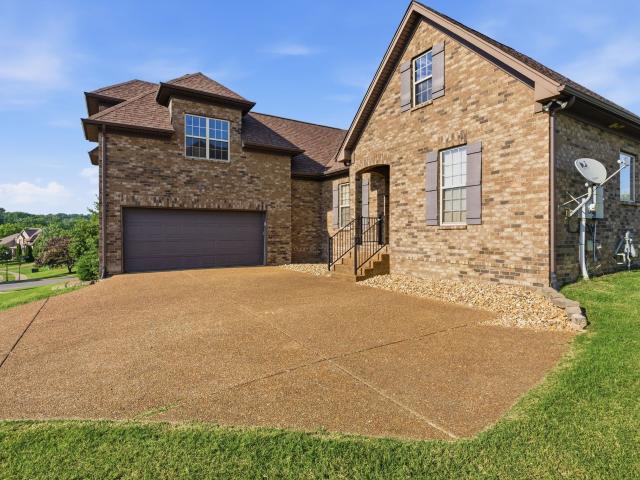 108 Shadowhaven Way N