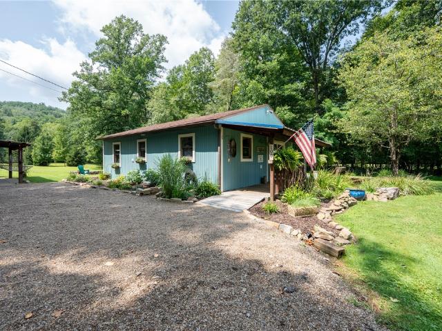 108 Shayne Ln
