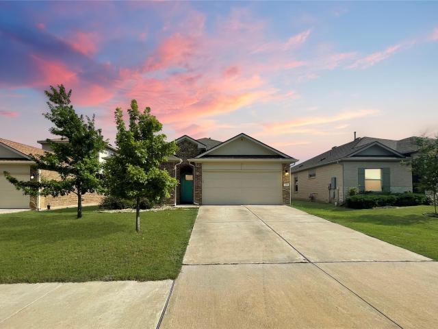 108 Shiner Ln