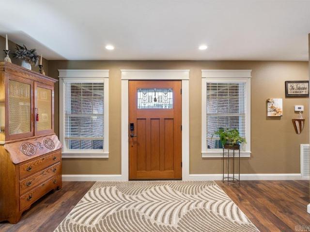 108 Sioux St