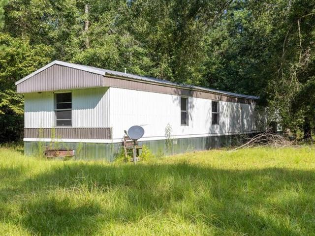108 Squealer Ln, Grayson, LA 71435