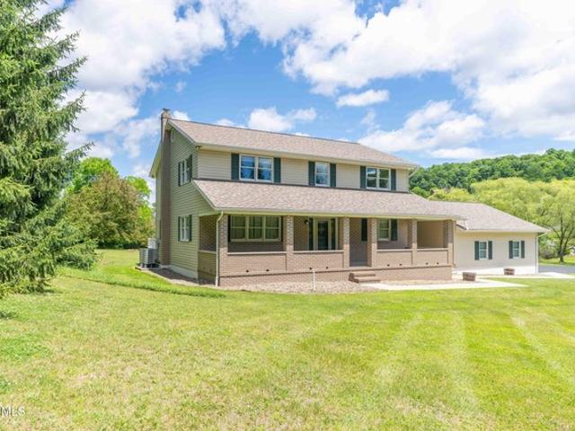 108 Susan Ave, Hollidaysburg, PA 16648
