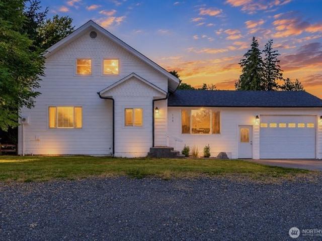 108 SW Campbell St, Winlock, WA 98596