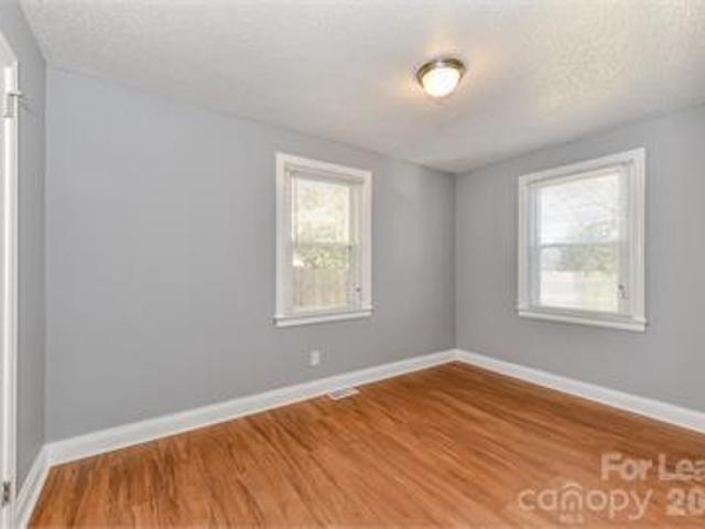 108 Sylvania Avenue # 2