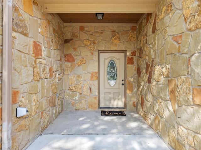 108 Pohakuloa Dr