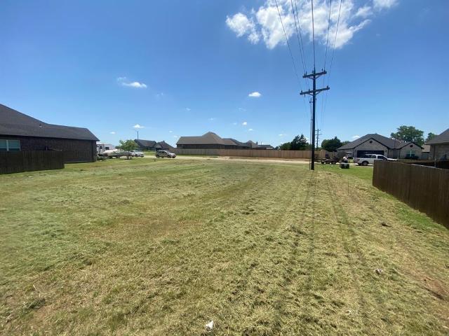 108 Post Oak Ln, Callisburg, TX 76240 | MLS #20994 | Compass