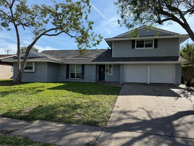 108 Park Pl, Portland, TX 78374 | MLS #468547 | Compass