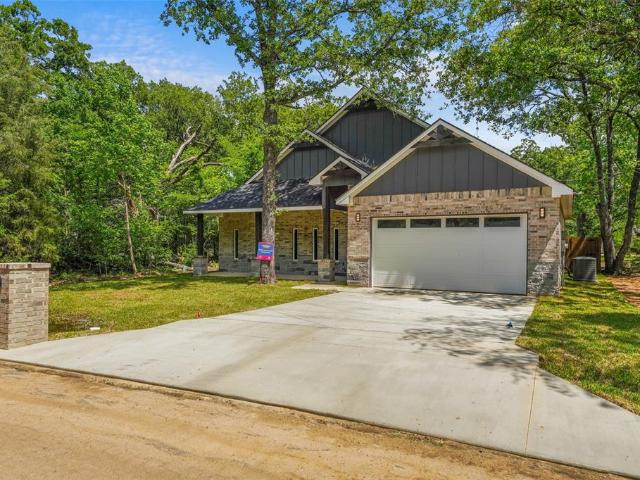 108 Parkside Drive