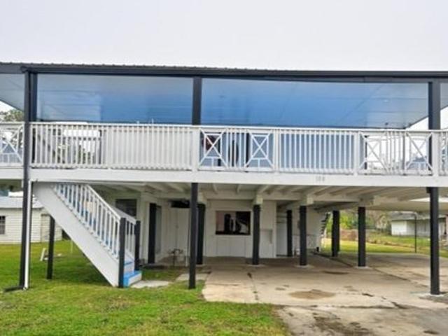 108 Pellegrin St, Chauvin, LA 70344