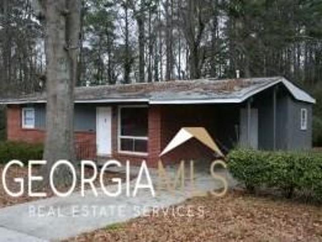 108 Pine Cir, Jonesboro, GA 30236