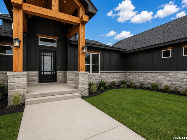 108 Pioneer Dr