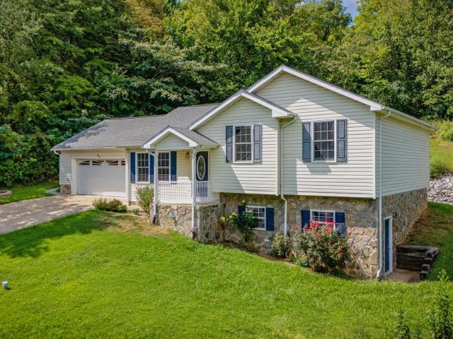 108 Plymouth Hill