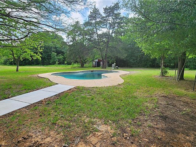 108 Private road 1102