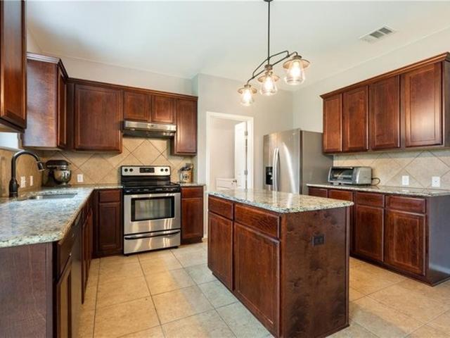 108 Quarry Ln, Liberty Hill, TX 78642