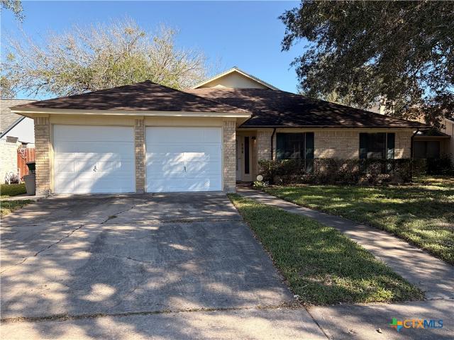 108 Queenswood Trail, Victoria, TX 77901 | MLS #600718