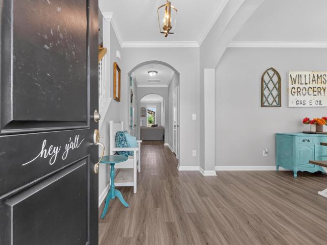 108 Rouen Lane