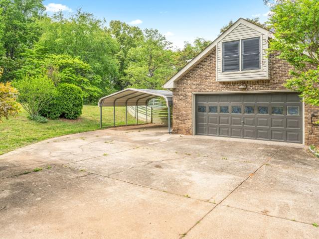 108 Rolling Meadow Dr