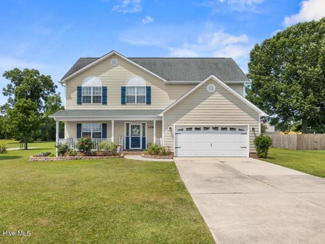 108 River Bluff Dr, Jacksonville, NC 28540
