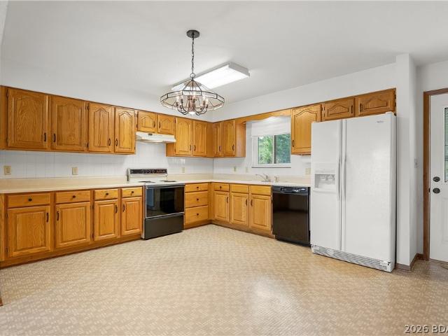 108 River Wood Rd