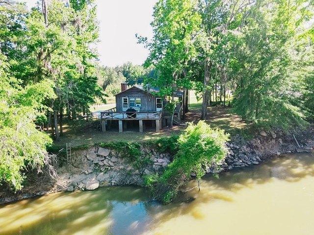 108 Riverfront Dr, Abbeville, GA 31001