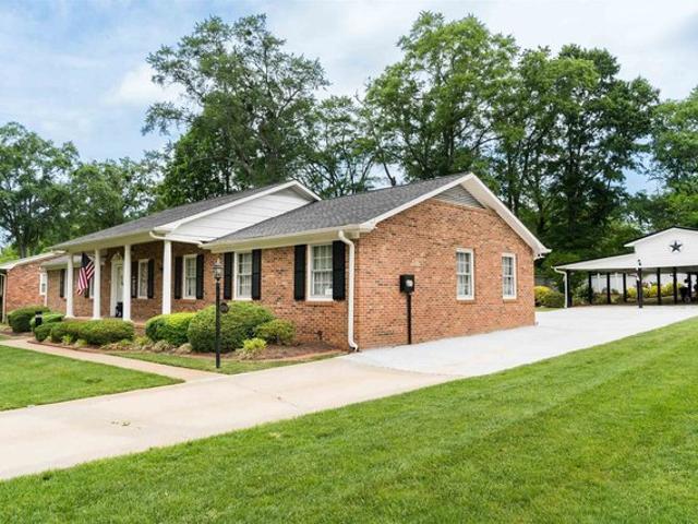 108 Ridgeway Rd, Spartanburg, SC 29301