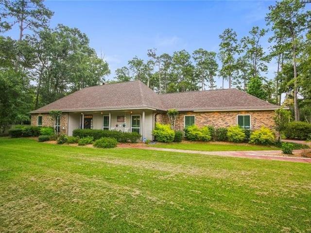 108 Rue De La Paix, Slidell, LA 70461