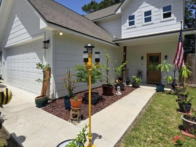 108 Rustic Ln, Lumberton, TX 77657