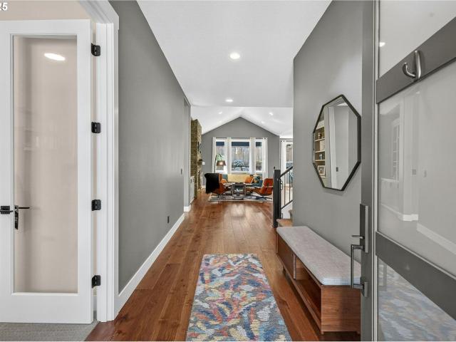 108 W 16TH ST, La Center, US, WA