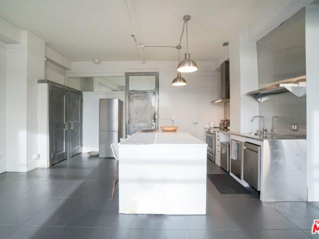 108 W 2ND Street 415
