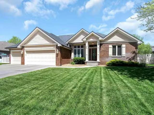 108 W 36TH AVE, HUTCHINSON, KS 67502 Single Family Residence F.