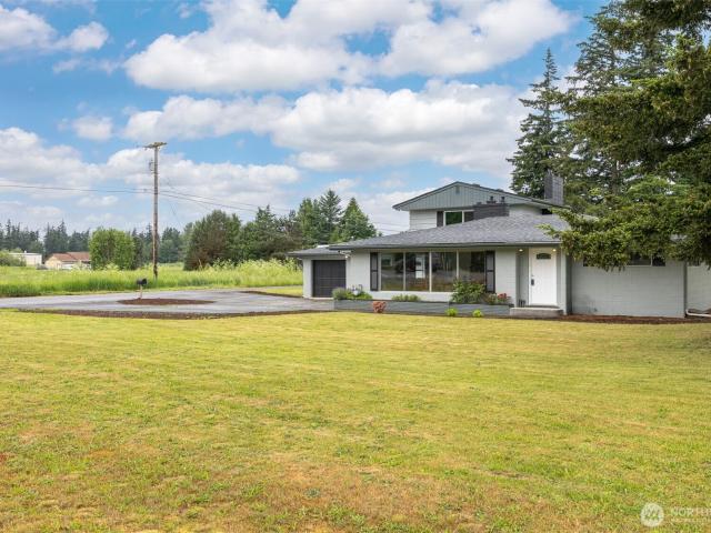 108 W Bartlett Road