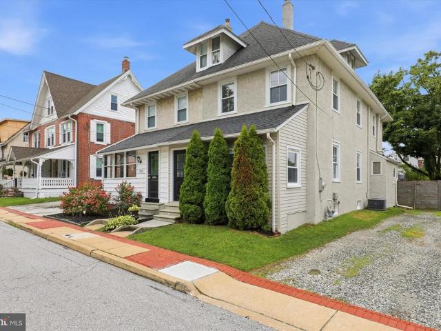 108 W Broad Street