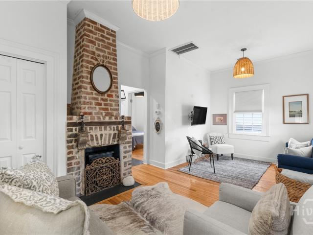108 W Duffy Lane