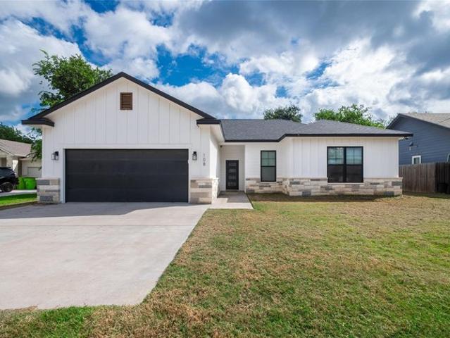 108 W Keomuku Ln, Bastrop, TX 78602