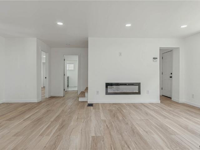 108 W Remington Street