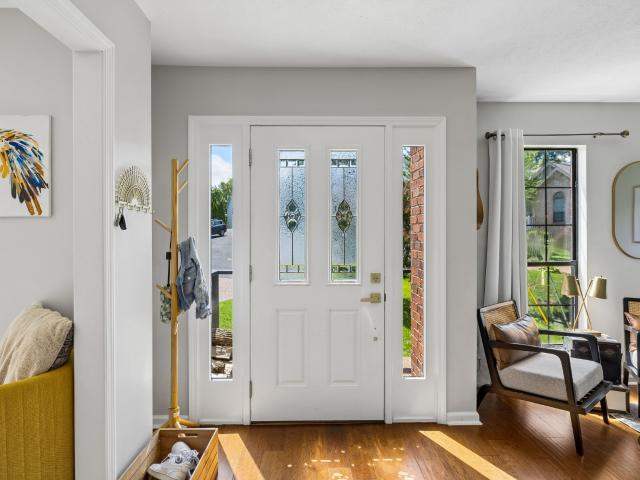 108 Woodfield Ct