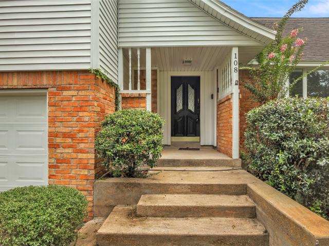 108 Woodland Road