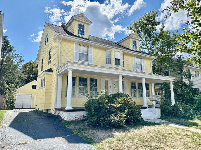 108 Woodlawn St, Hamden, CT 06517