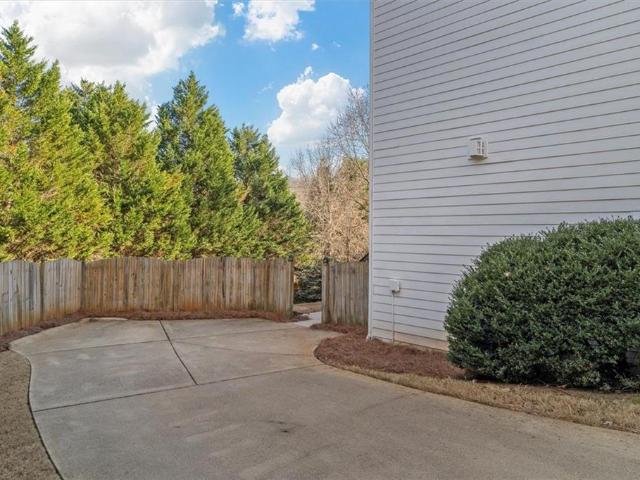 108 Woodview Court
