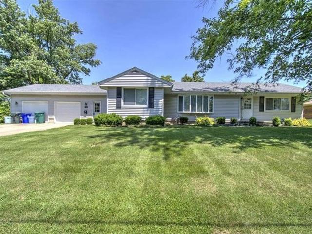 108 Wayside Ave, Decatur, IL 62521