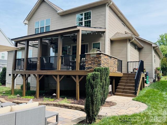 108 Willowbrook Drive