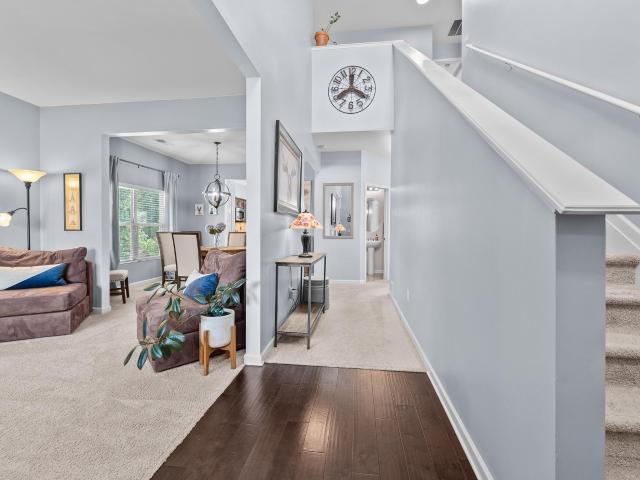 108 Winespring Place