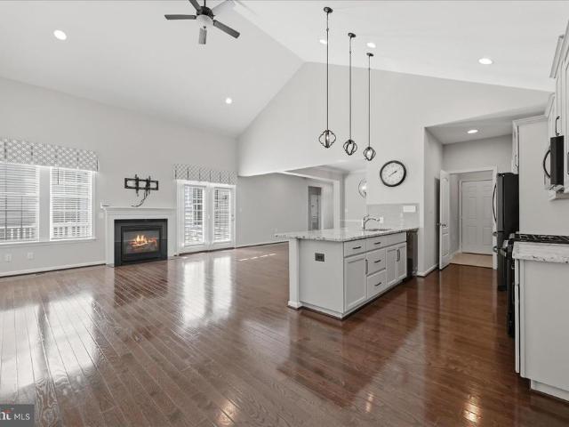 108 Trumpet Vine Drive