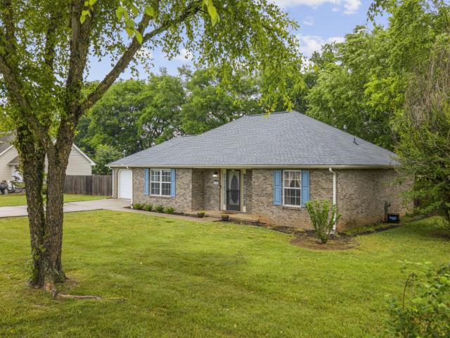 108 Trailside Dr
