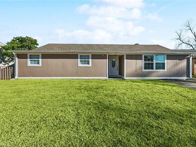 108 Valentine Dr, Avondale, LA 70094