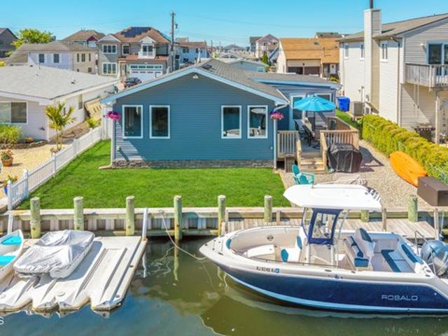 108 Valencia Dr, Brick, NJ 08723