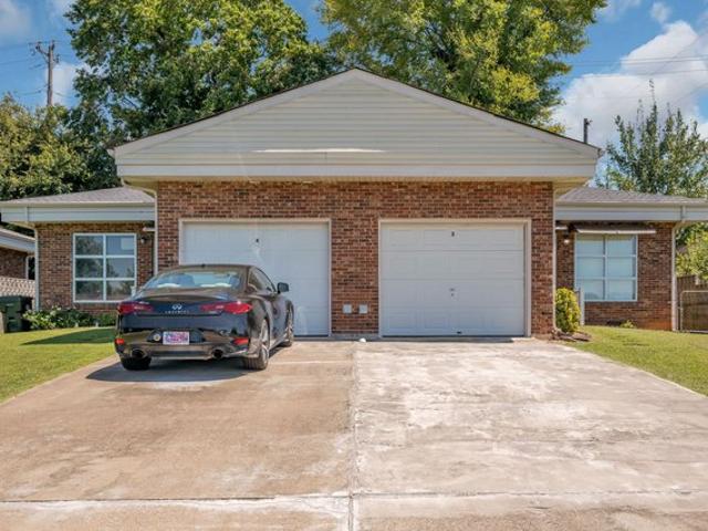 108 Villa Cir, Dickson, TN 37055
