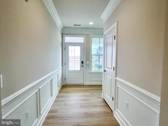 108 Zinnia Ln, Winchester, VA 22603 | MLS #VAFV2041 | Compass